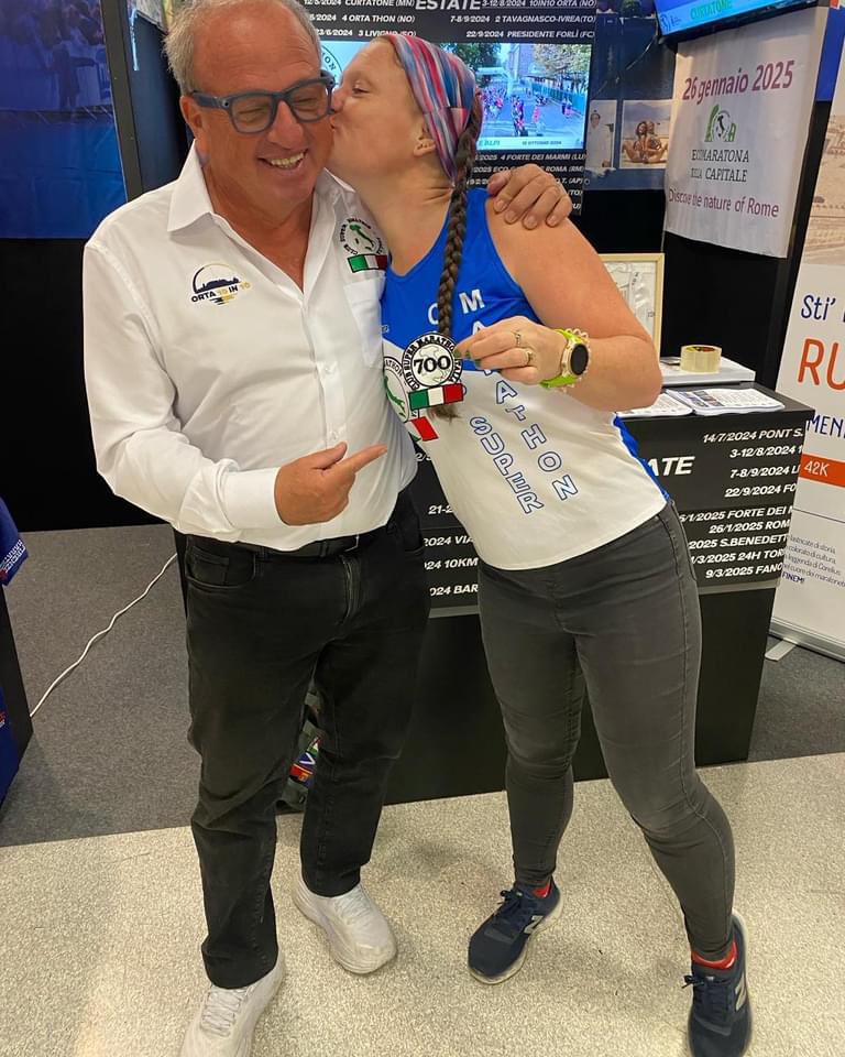 700 PER CHARLIE PHOENIX HARWOOD - Club Super Marathon Italia