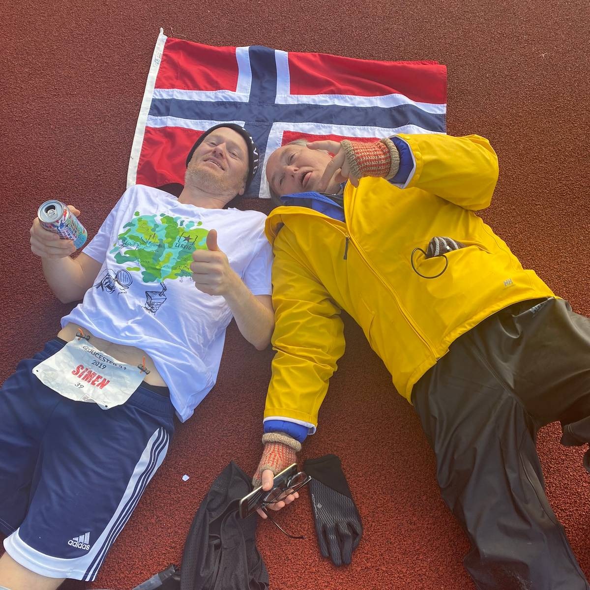 OLTRE LA TRAGEDIA: SIMEN HOLVIK NORVEGIA - Club Super Marathon Italia